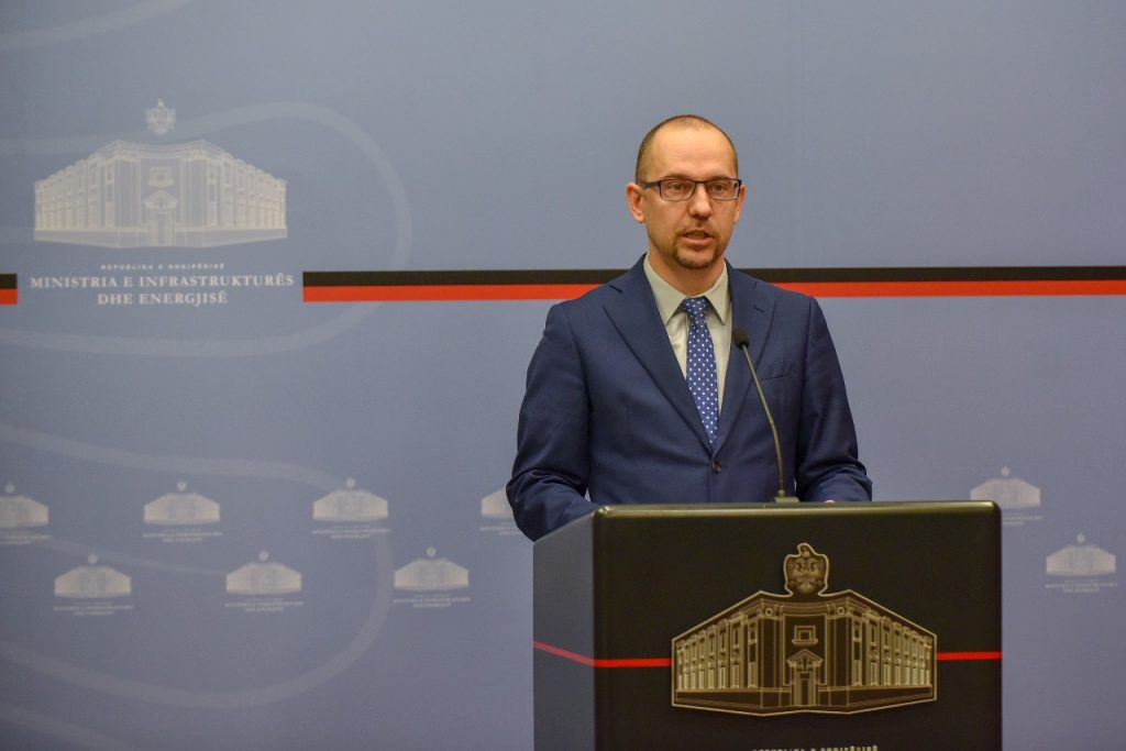 Deklaratë për media e zëvendës/ministrit të Infrastrukturës dhe ...